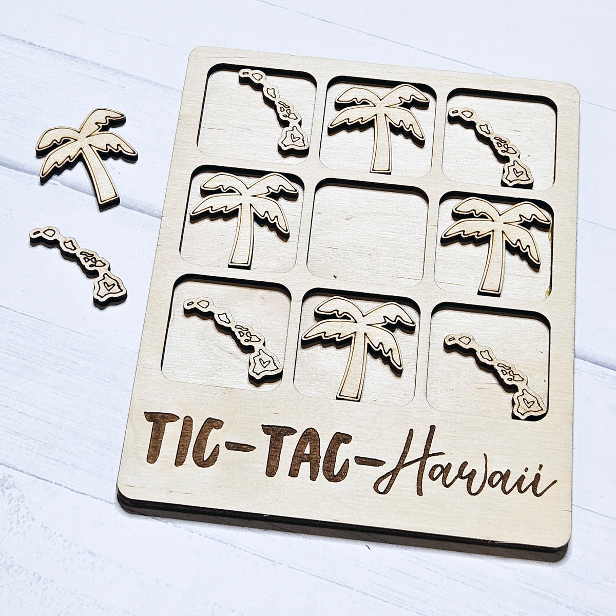 Hawaii Palm Tree Tic-Tac-Toe Game – The Trendy Traveler